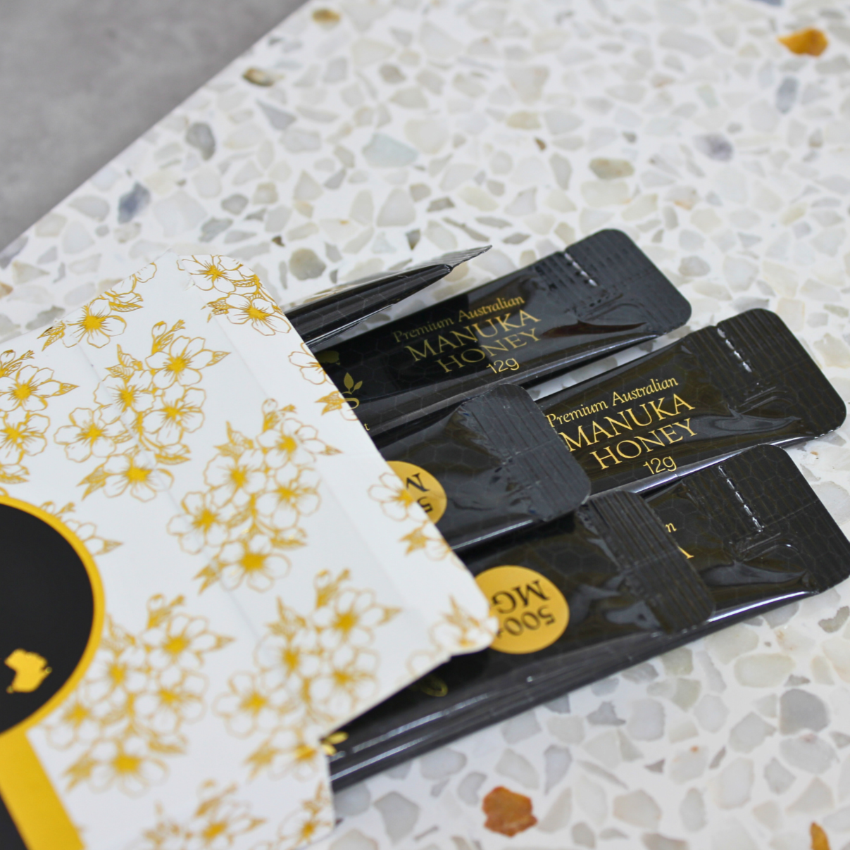 Manuka Honey Sticks | 500+ MGO | 9 x 12g Single-Serve Sachets – Pure ...